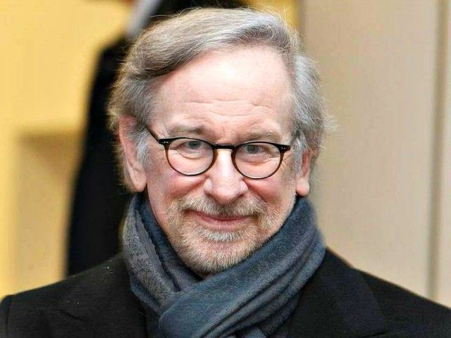 Steven Spielberg: 'Everybody Was Crying' at 'Profound' Student Gun ...