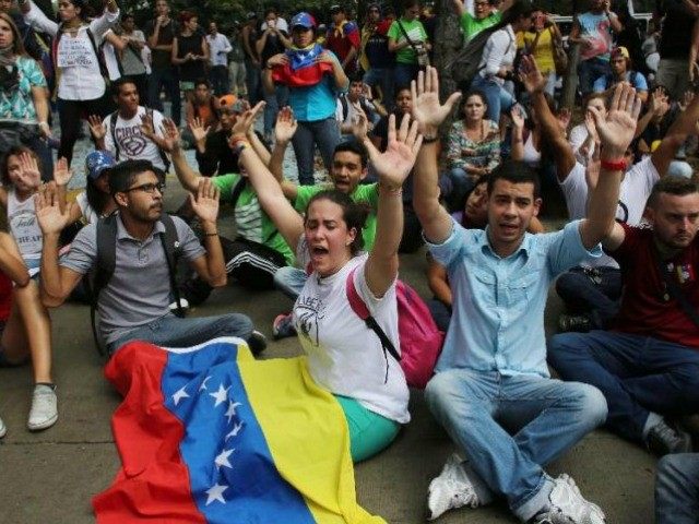 Venezuelan Police Attack Students Marking Anniversary of Anti-Socialist ...