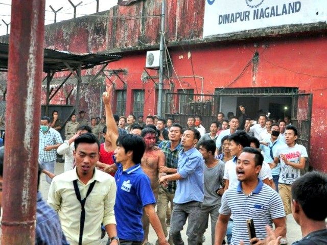 Indian Mob Breaks Into Jail, Murders Rape Suspect