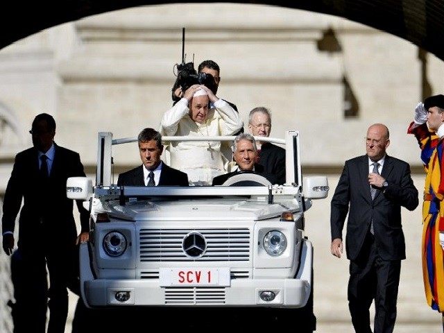 Chief of Vatican Police: ISIS Threats Against Pope Francis Are Real