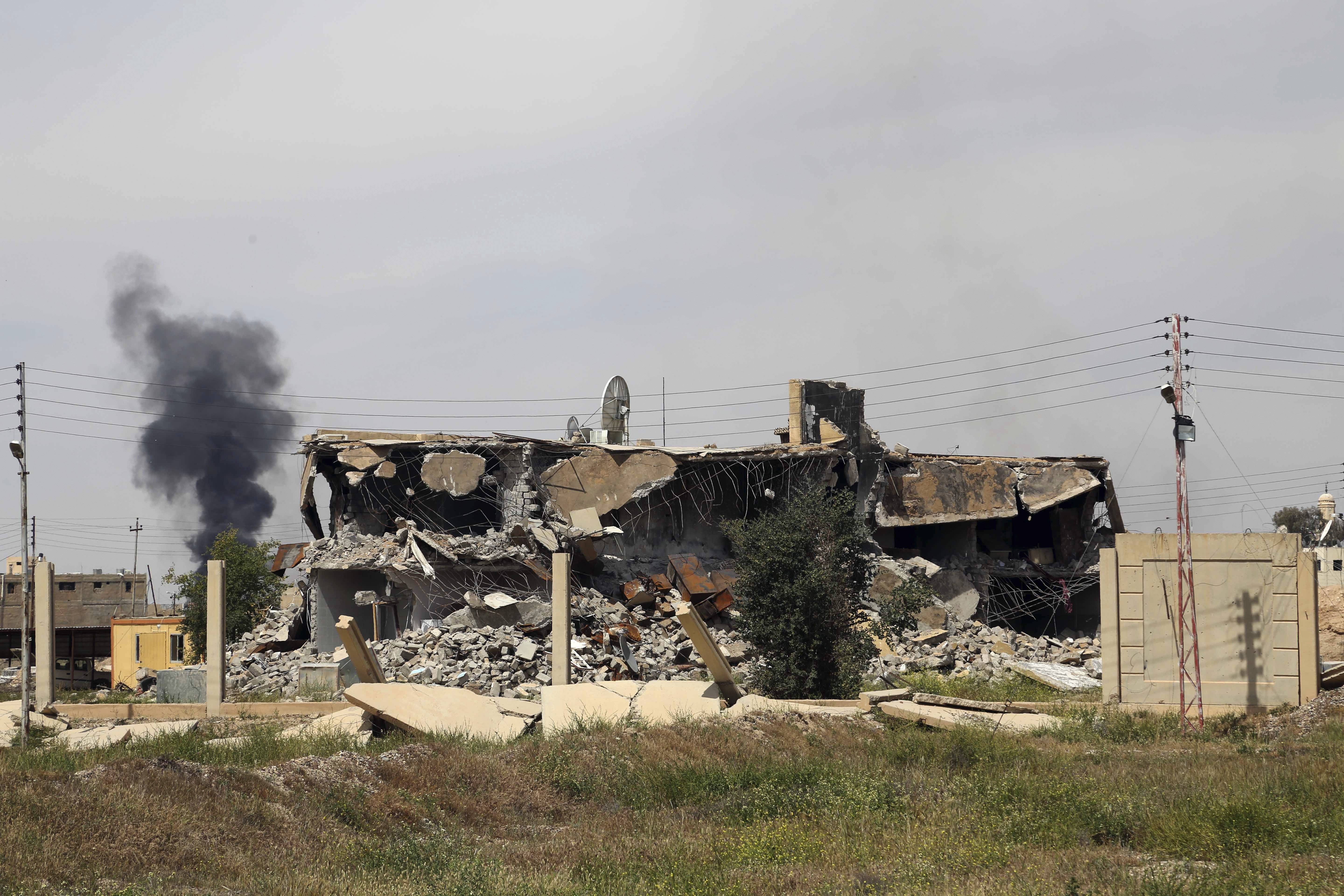 Iraq's Tikrit, free of the Islamic State, is a city in ruins