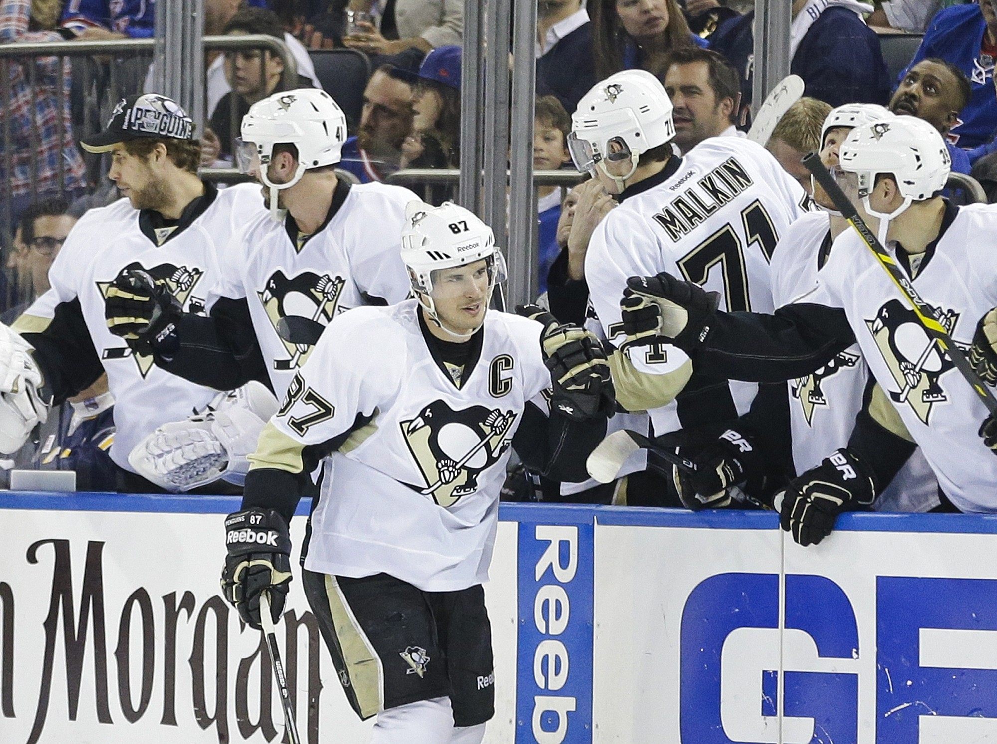 Sidney Crosby Scores Twice as Penguins Crush Rangers