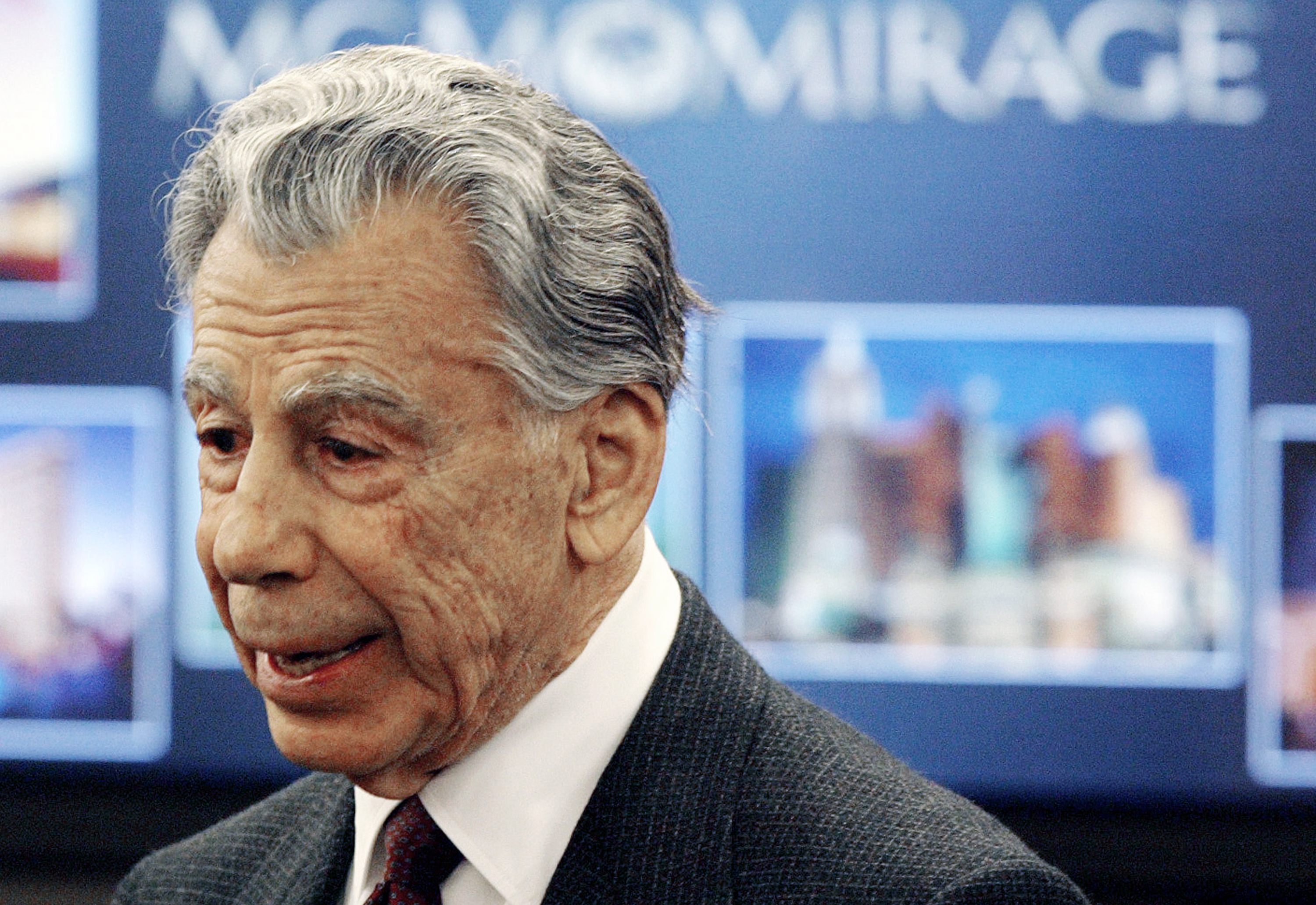 Kirk Kerkorian, billionaire and Las Vegas casino mogul, dies - Breitbart Kirk Kerkorian, billionaire and Las Vegas casino mogul, dies - Breitbart