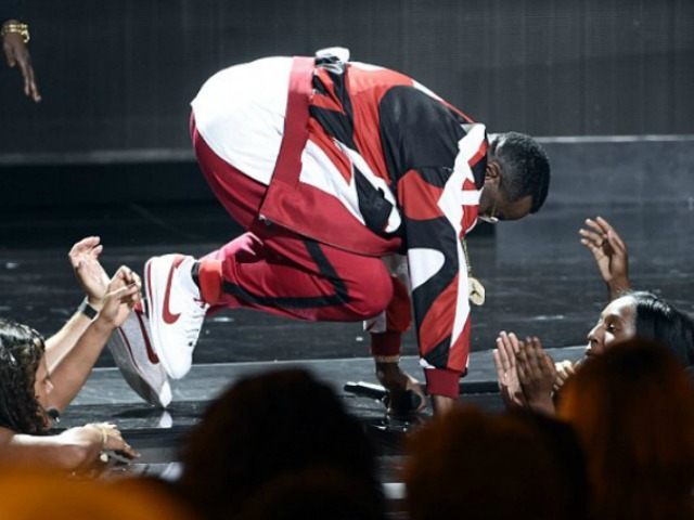 VIDEO: Rapper P Diddy Eats It on Stage at BET Awards