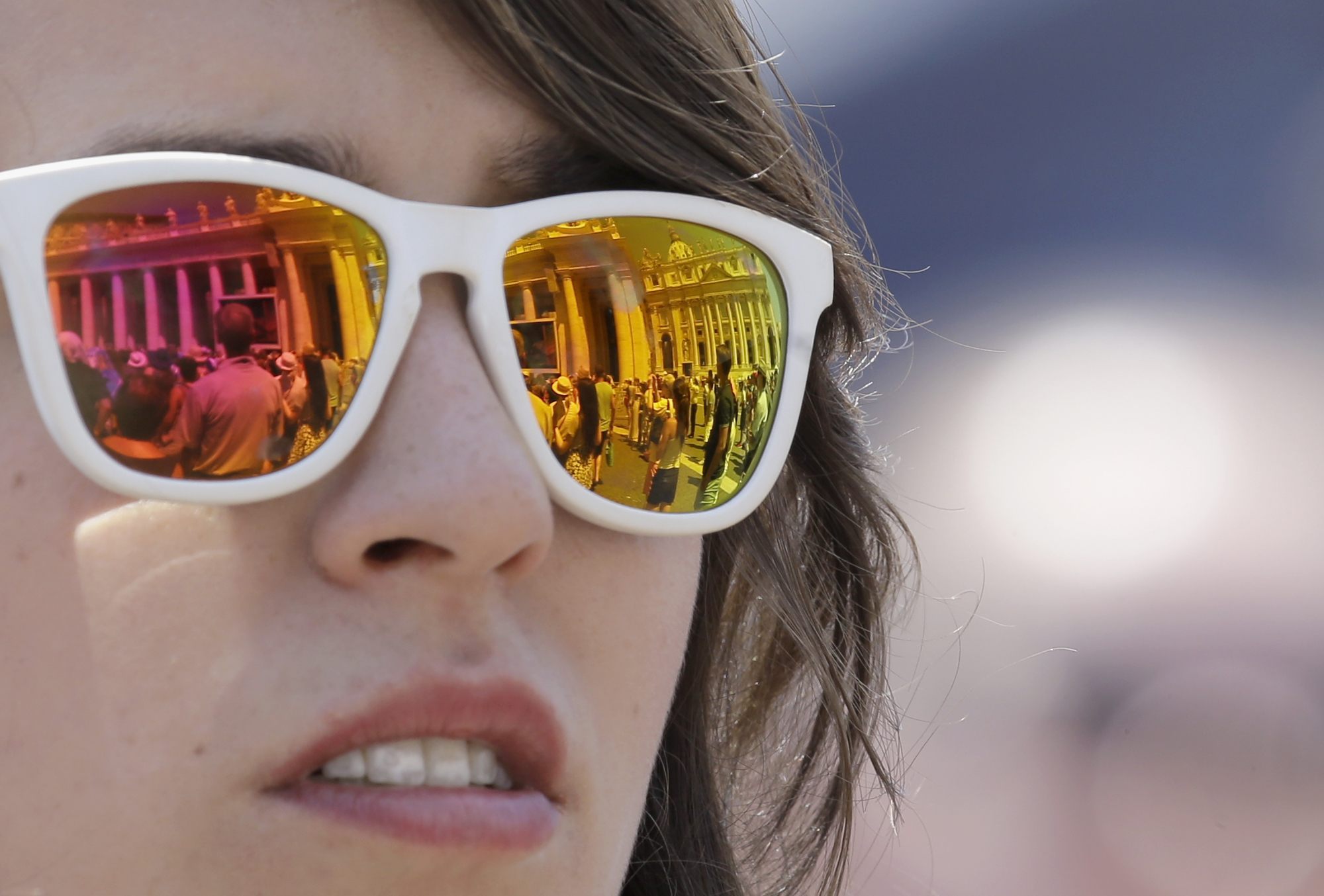 Berkeley Firm Invents Glasses To Correct Color blindness Berkeley Firm Invents Glasses To Correct Color blindness