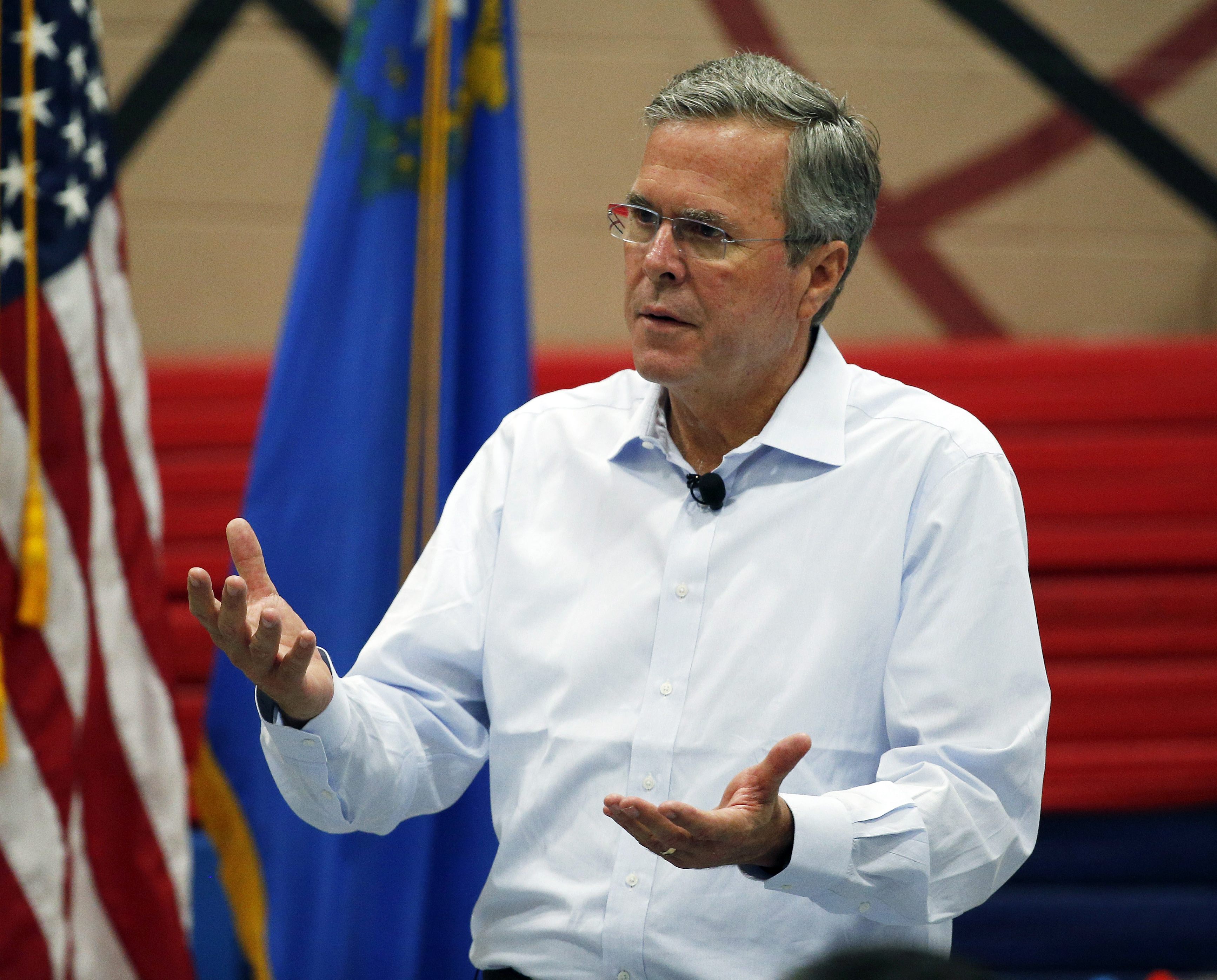 Jeb Bush Tells MSNBC in Spanish Trump's Immigration Comments 'Hurt' Him