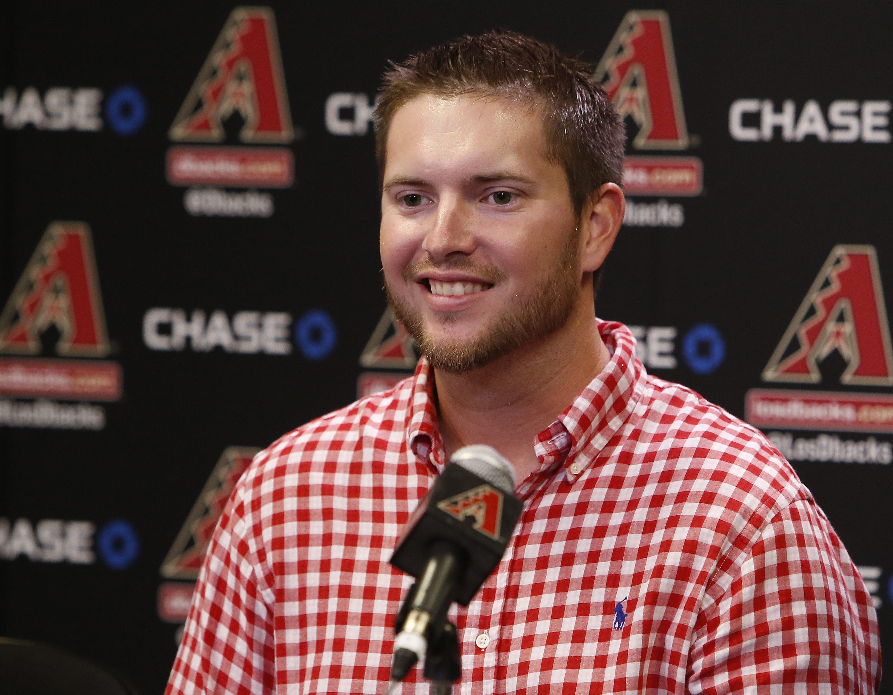 Reliever Marshall recounts near-death injury, rapid recovery - Breitbart