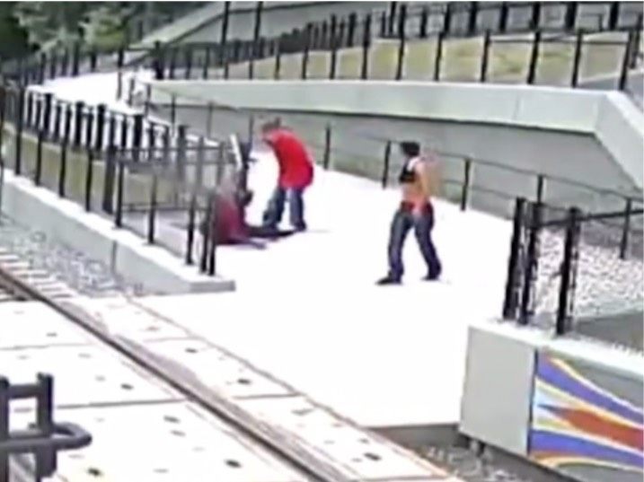 Brutal Attack in Broad Daylight Caught on Film