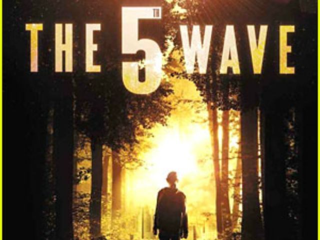 WATCH: Sony Offers First Look at Sci-Fi Thriller 'The 5th Wave'