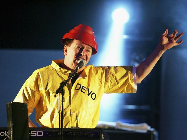 Photos: Devo Singer's Tasteless 9/11-Themed Wedding Reception