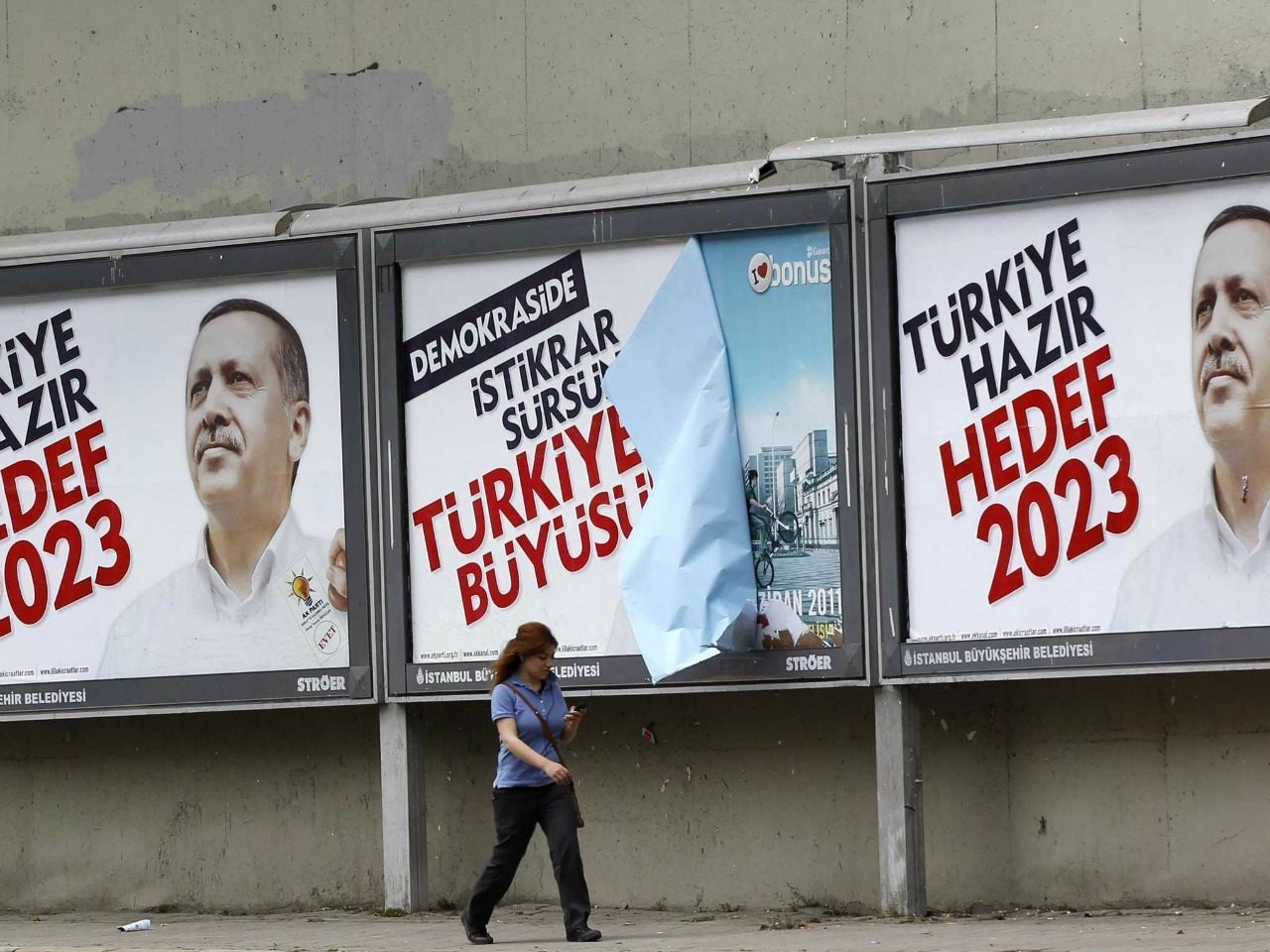 Teenage Children Arrested For Tearing Down Erdogan Posters