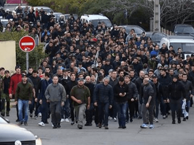 WATCH: Anti-Muslim Demonstrators Defy Blanket Ban On Public Protest In ...