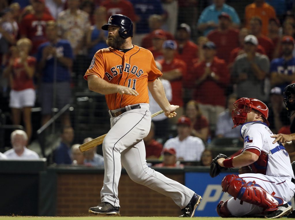 Astros, injured DH Gattis agree to $3.4 million deal - Breitbart