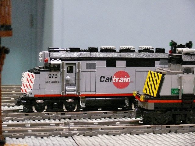 Cal High-Speed Rail Wins Dubious 'Golden Fleece' Award