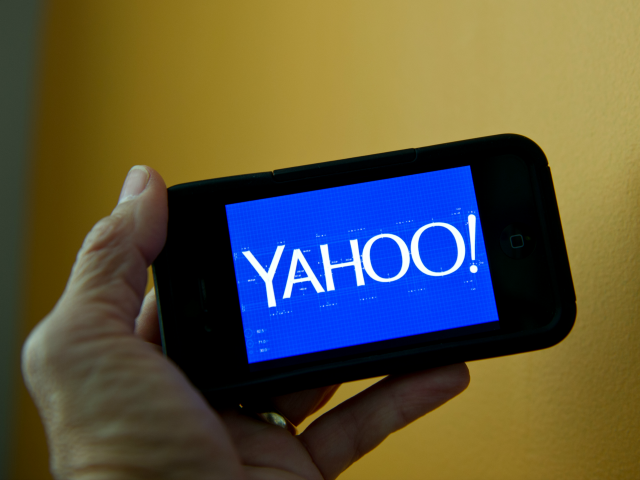 Britain's Daily Mail Eyeing Yahoo Bid