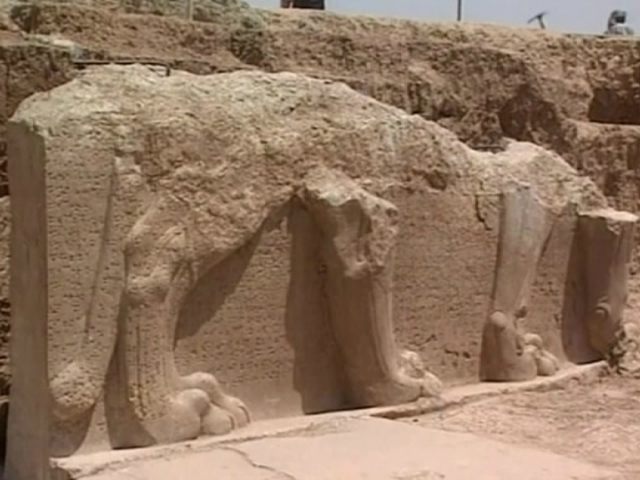 Photos Display Islamic State Destruction of Ancient Nineveh Gates