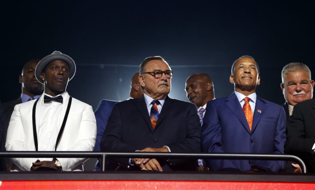 The Latest: Local hero Butkus kicks off Round 2 of NFL Draft - Breitbart