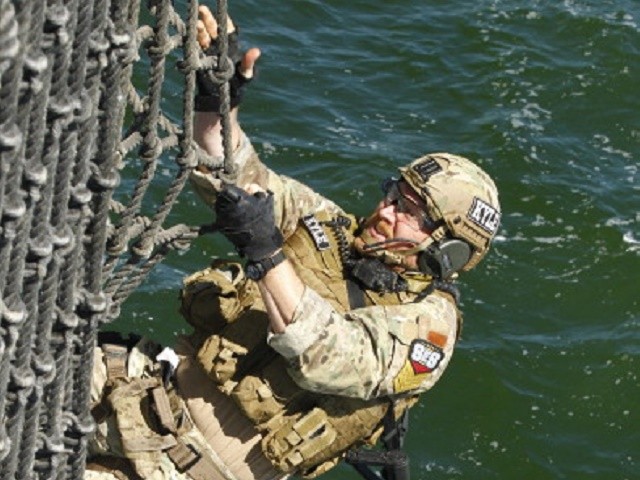 Perry Defends ‘American Sniper’s’ Reputation After Leftwing Media Attack