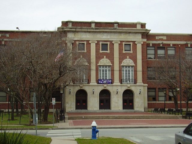Changing Name Of Texas Public School Will Cost Taxpayers 500K Changing Name Of Texas Public School Will Cost Taxpayers 500K