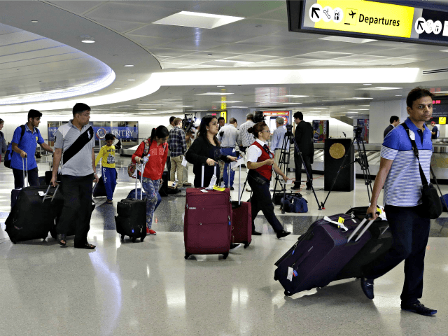 Record Number of Foreign Travelers Visited the U.S. in 2015