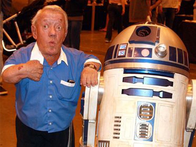 R2-D2 Actor Kenny Baker Dies at 81