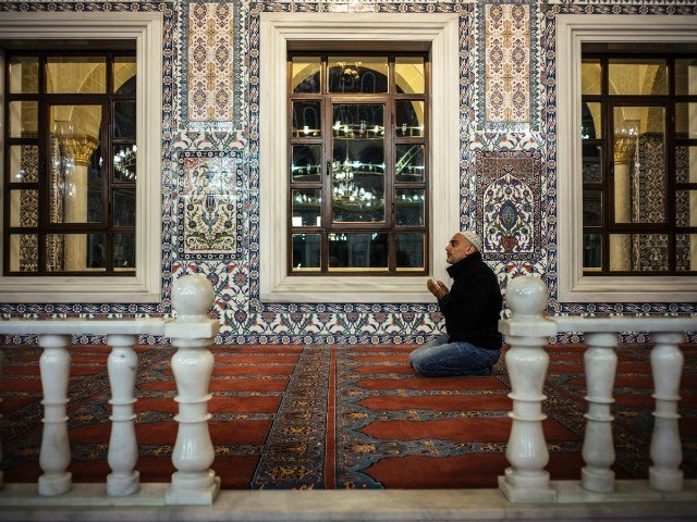 Turkey Built Almost 9,000 Mosques During Past Decade