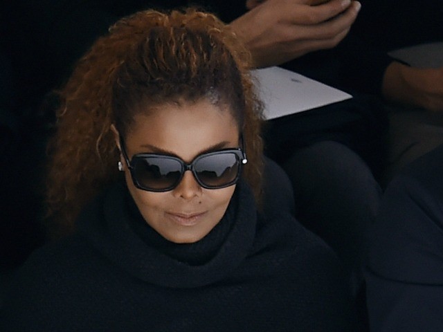 Arab Social Media Celebrates Janet Jackson's Islamic Dress