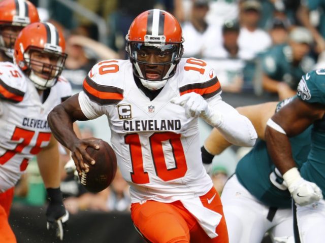 RG3 Back in Starting Lineup for Winless Browns | Breitbart