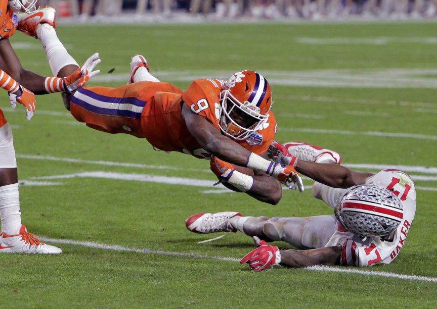 The Latest: Clemson pushes lead to 31-0 on Gallman's TD - Breitbart