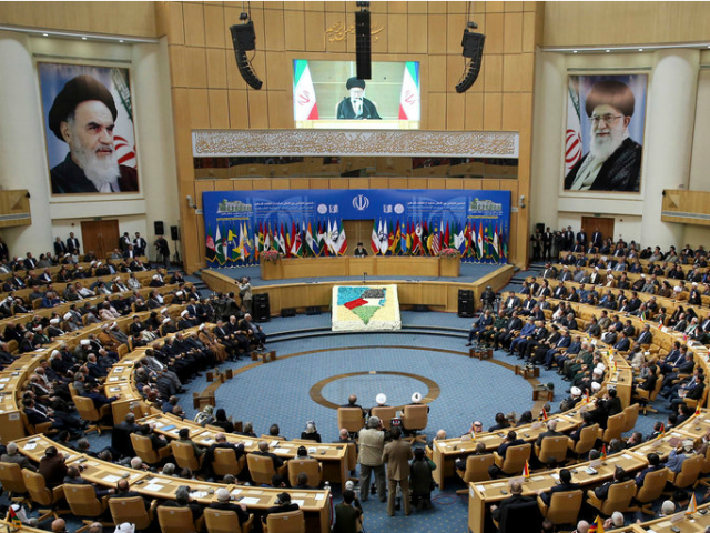 Iran Conference for Palestinians Featured ‘Netanyahu: Go to Hell’ Placard