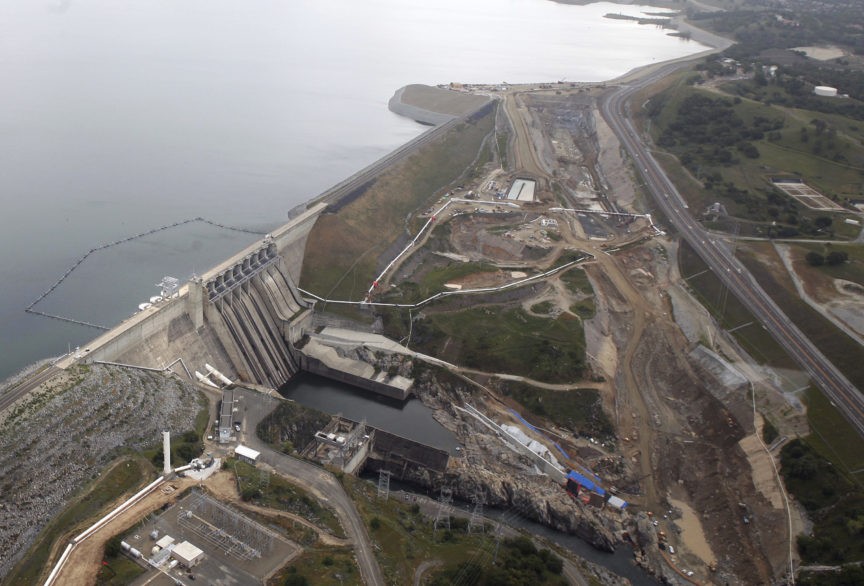 2 dams illustrate challenge of maintaining older designs - Breitbart