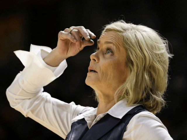 Baylor's Mulkey Apologizes for Remarks About Assault Scandal