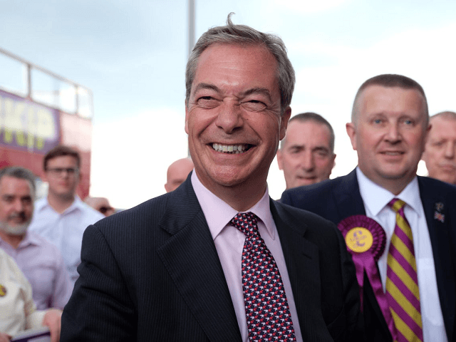 Farage Urges UKIP to Give Power to Members and Learn from Corbyn's Momentum