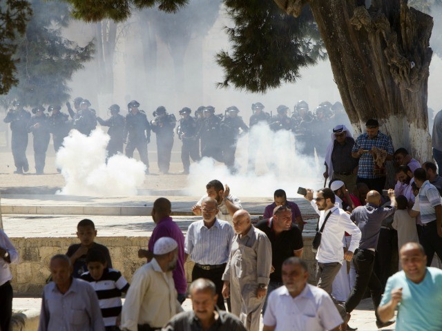 White House 'Very Concerned' About Temple Mount Tensions