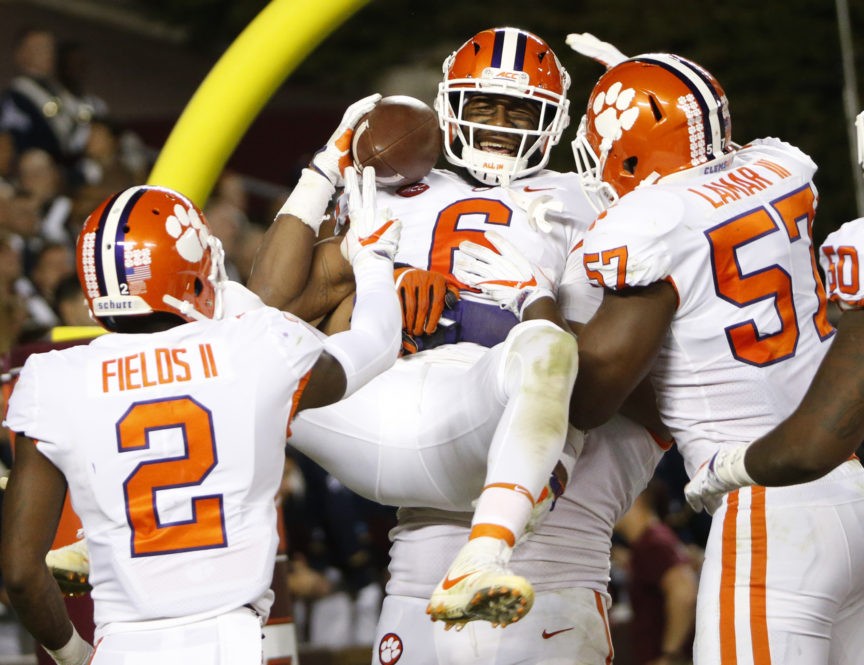 Breitbart Sports College Football Top 25