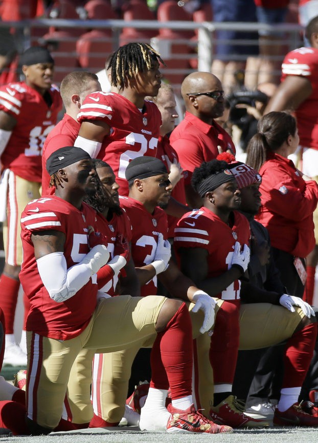 About 2 dozen NFL players protested during anthems Sunday - Breitbart