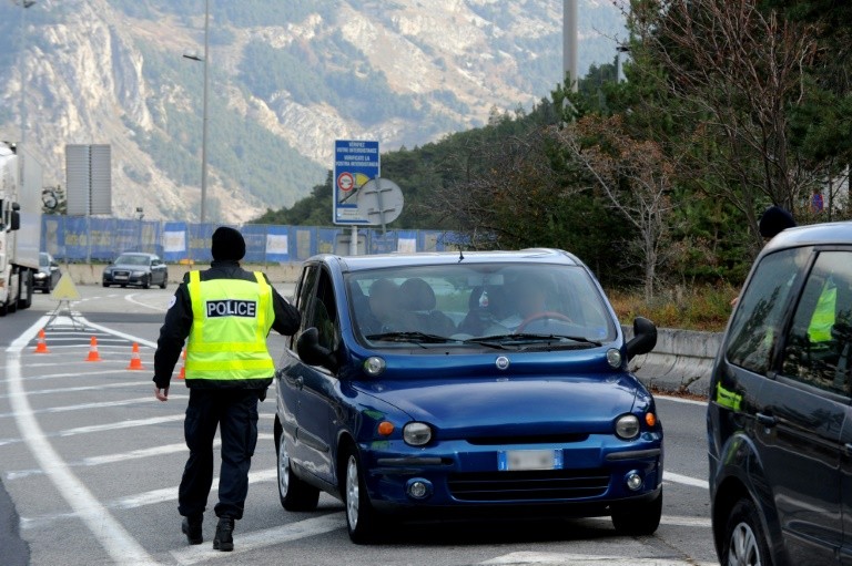 French customs check across border irks Italy - Breitbart