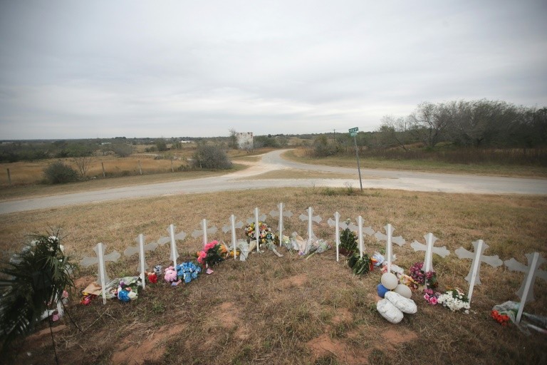 Texas family sues US government after mass shooting - Breitbart