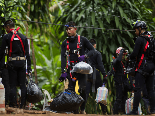 Rescuers Using Israeli Technology to Communicate with Cave-Trapped Thai ...