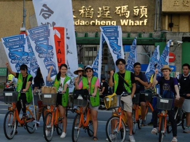 Pro-Independence Rallies in Taiwan Press for Separation from China