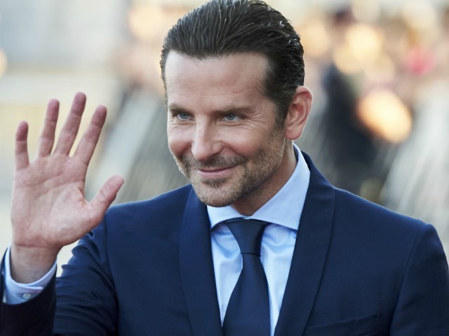 Bradley Cooper Hopes Beto O’Rourke Challenges Trump in 2020