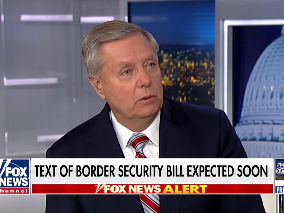Graham: Take Border Deal as a 'Down Payment' and 'Build This Damn Wall'
