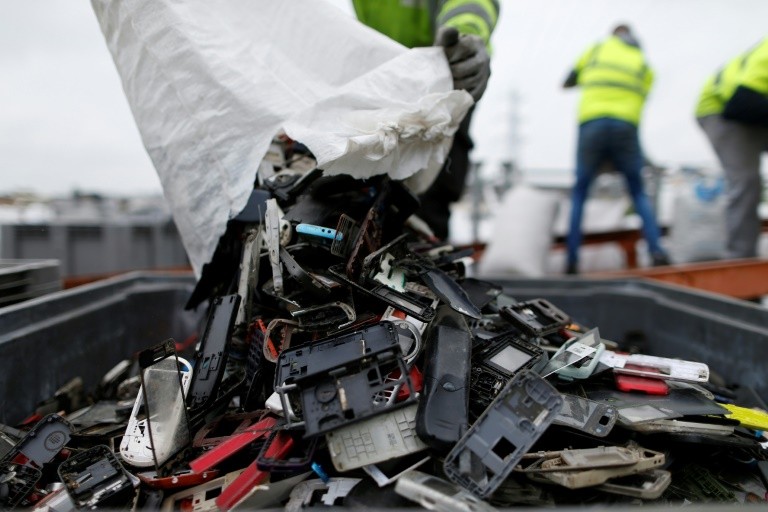Tokyo strikes gold, silver and bronze with e-waste Olympic medals ...