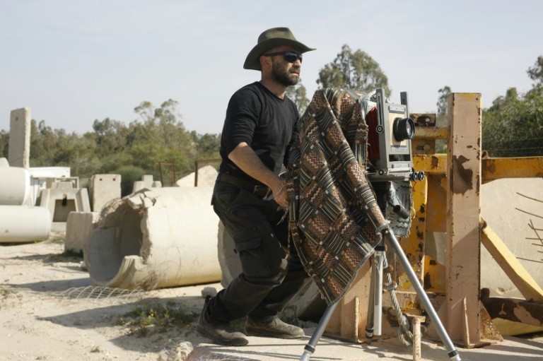 Israeli photographer revives archaic art form in border series - Breitbart