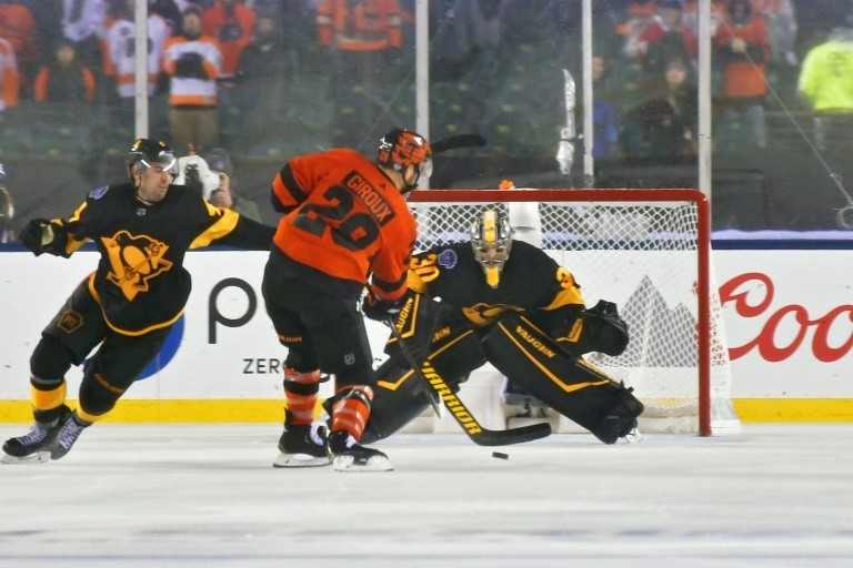 Giroux scores OT winner as Flyers rally past Penguins - Breitbart Giroux scores OT winner as Flyers rally past Penguins - Breitbart