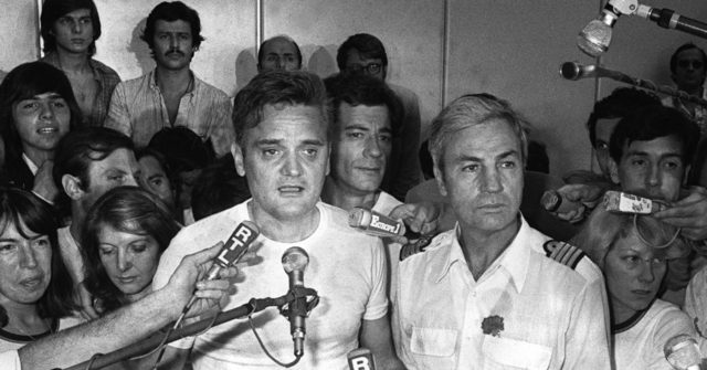 Hero Air France Pilot in Entebbe Hijack Dies Aged 95