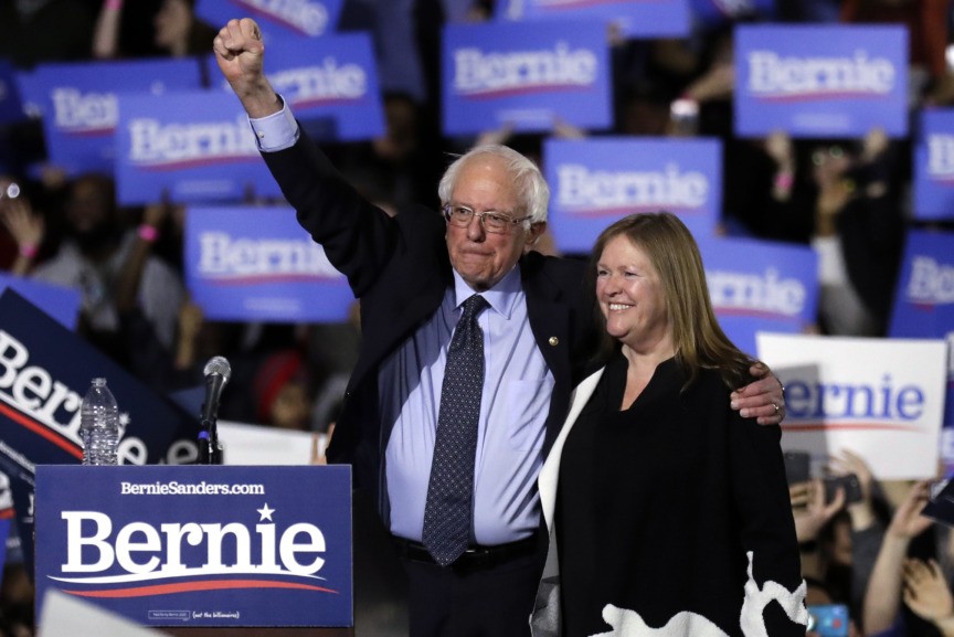 Schweizer Reveals How Bernie Sanders Enriches His Family