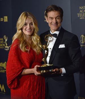 Daphne Oz expecting fourth child with husband John Jovanovic - Breitbart