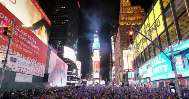 Billboard in New York's Times Square catches fire - Breitbart