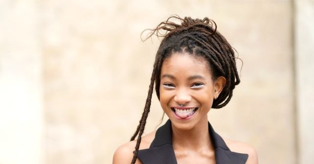 Video Willow Smith Tells Her Grandmother Shes Into Bisexual Bigamy